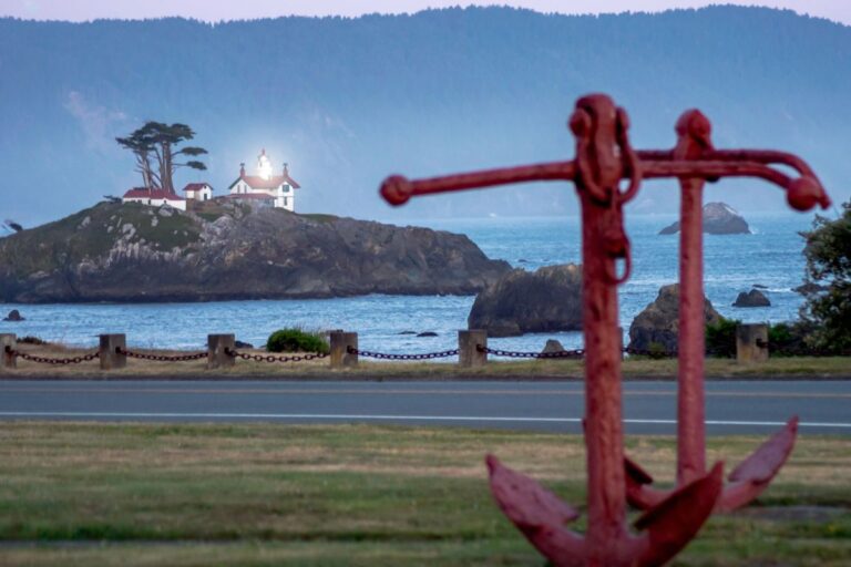 16 Incredible Lighthouses In California To Visit - Go Travel California