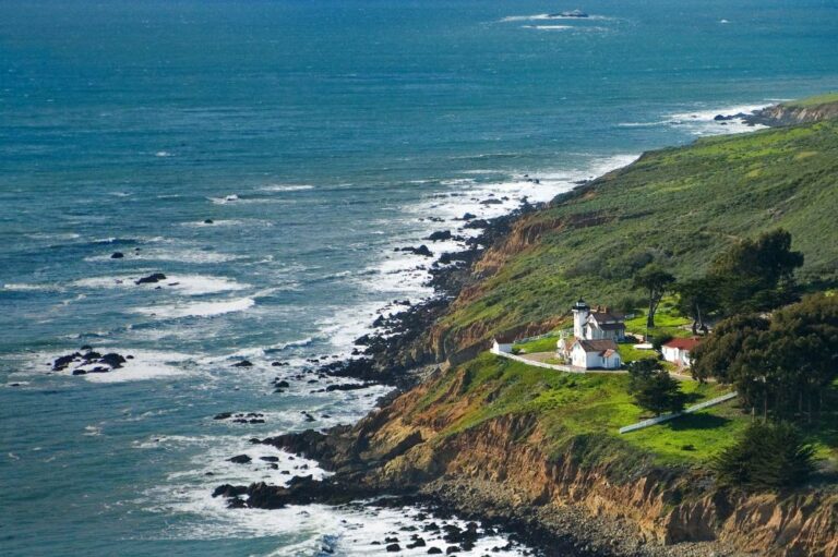 16 Incredible Lighthouses In California To Visit - Go Travel California