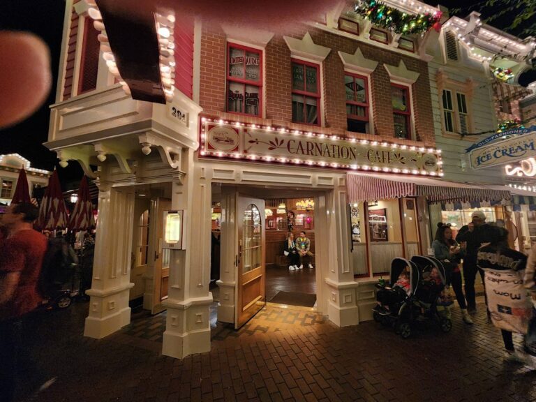 Where to Find Alcoholic Beverages at Disneyland and California ...